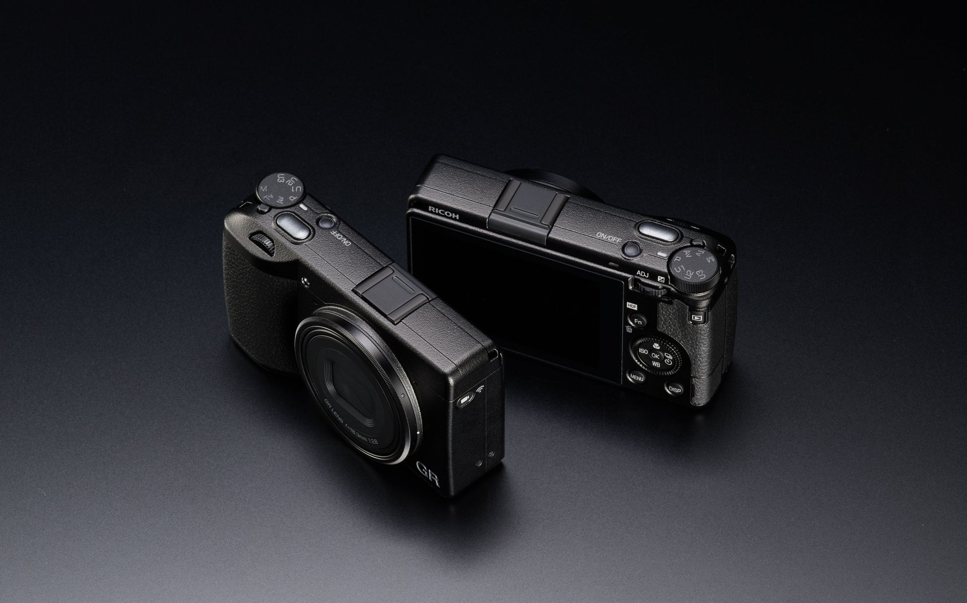 RICOH GR - Official Store - Digital compact cameras for street photo